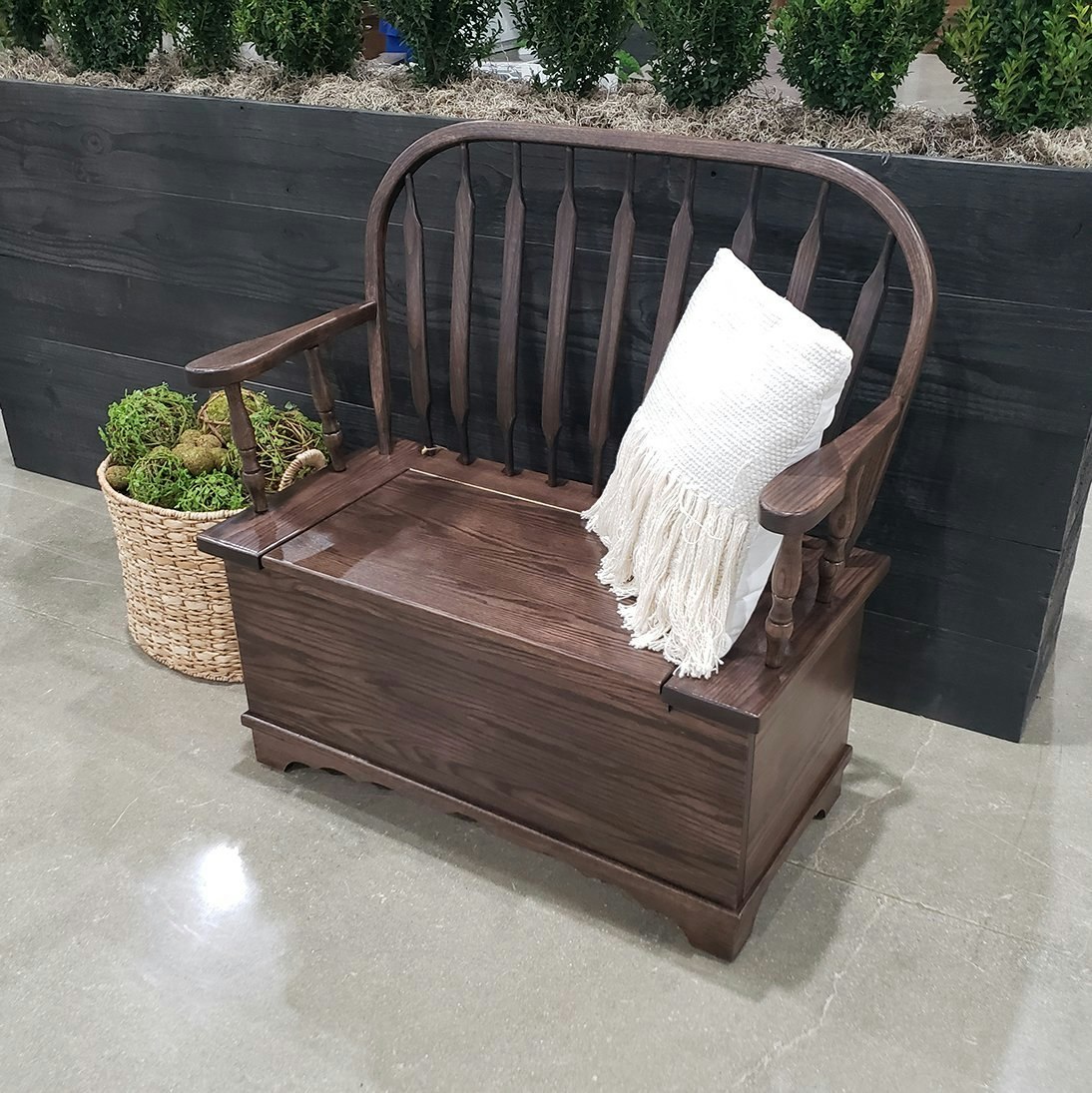 Rustic Bent Paddle Bench with Hidden Storage | DutchCrafters