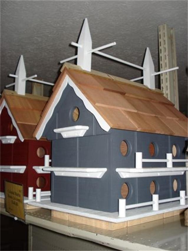 Colonial Martin House with 14 Compartments - Amish Handcrafted USA