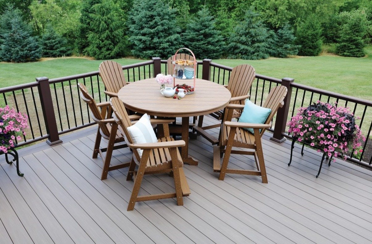 Berlin Gardens Garden Classic 60" Round Poly Counter Height Patio