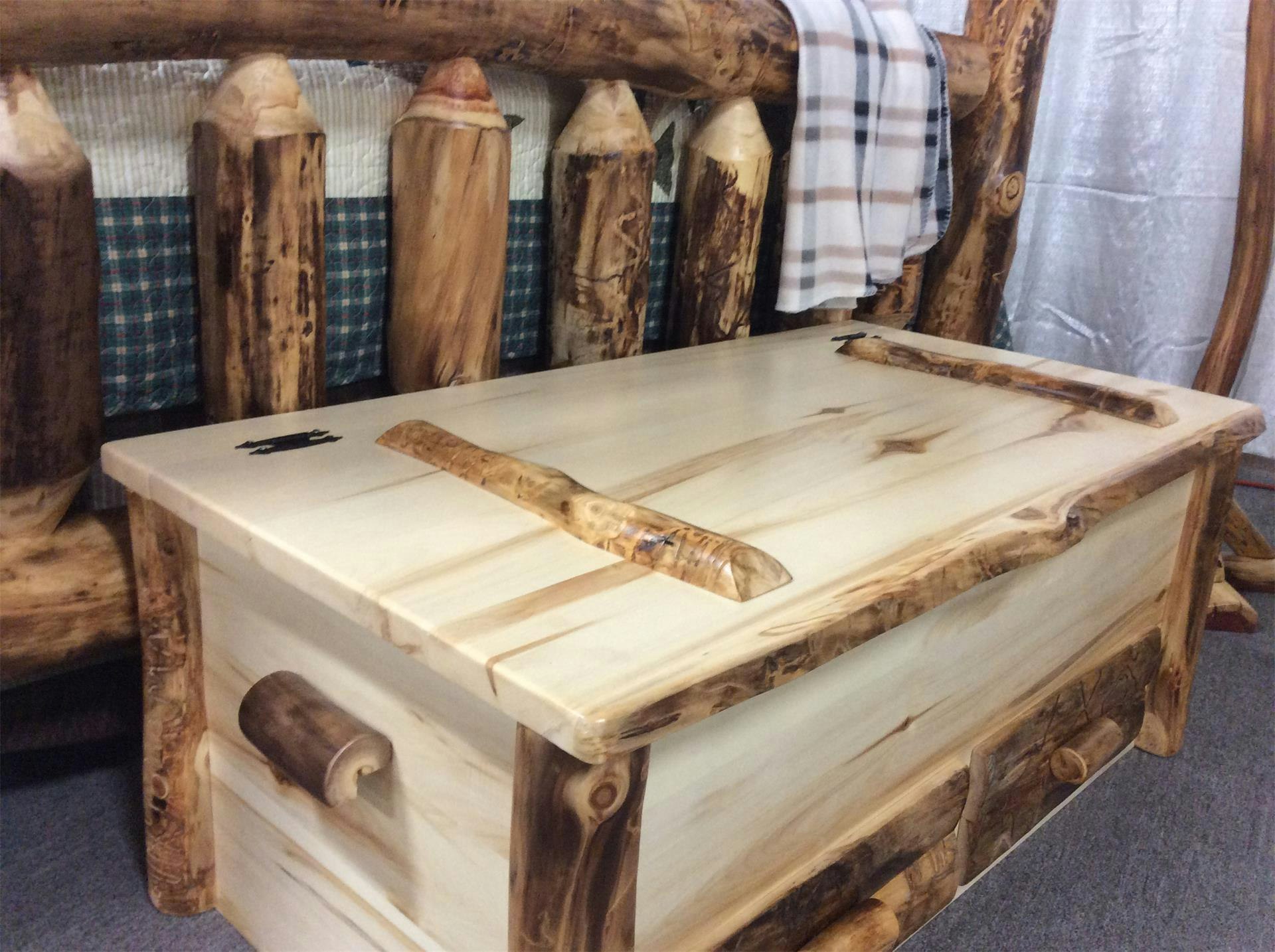 Log Hope Chest With 2 Drawers | Amish Made | DutchCrafters