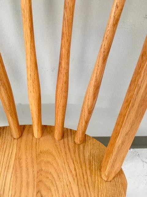 Solid Wood 7-Spindle Bow Back Windsor Chair - Amish Handcrafted