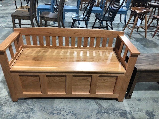 Amish Mission Entry Storage Bench | DutchCrafters