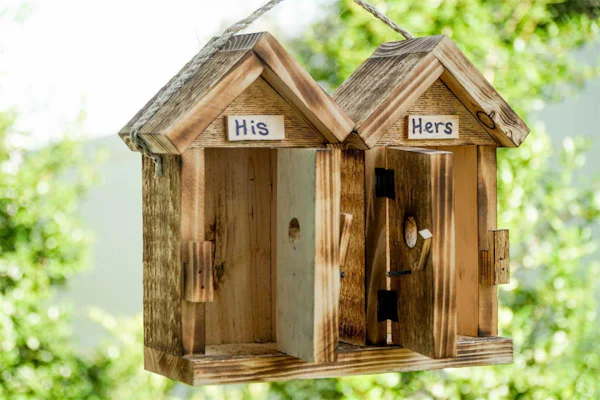 Amish Bird Houses | Solid Made from Poly & Wood | DutchCrafters