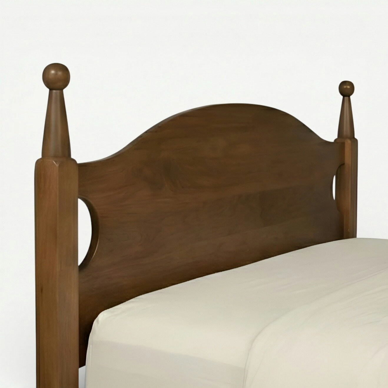 Classic Turned Post Bed With Low Footboard | DutchCrafters
