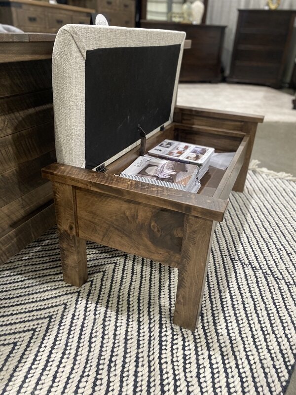 Amish-crafted Storage Bench with Lift Top Seat | DutchCrafters