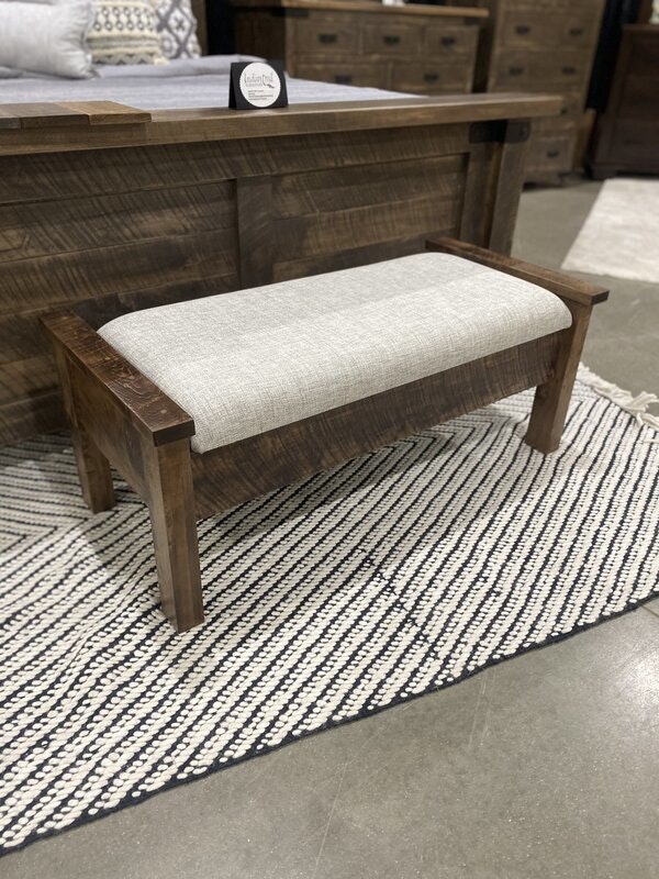 Amish-crafted Storage Bench with Lift Top Seat | DutchCrafters