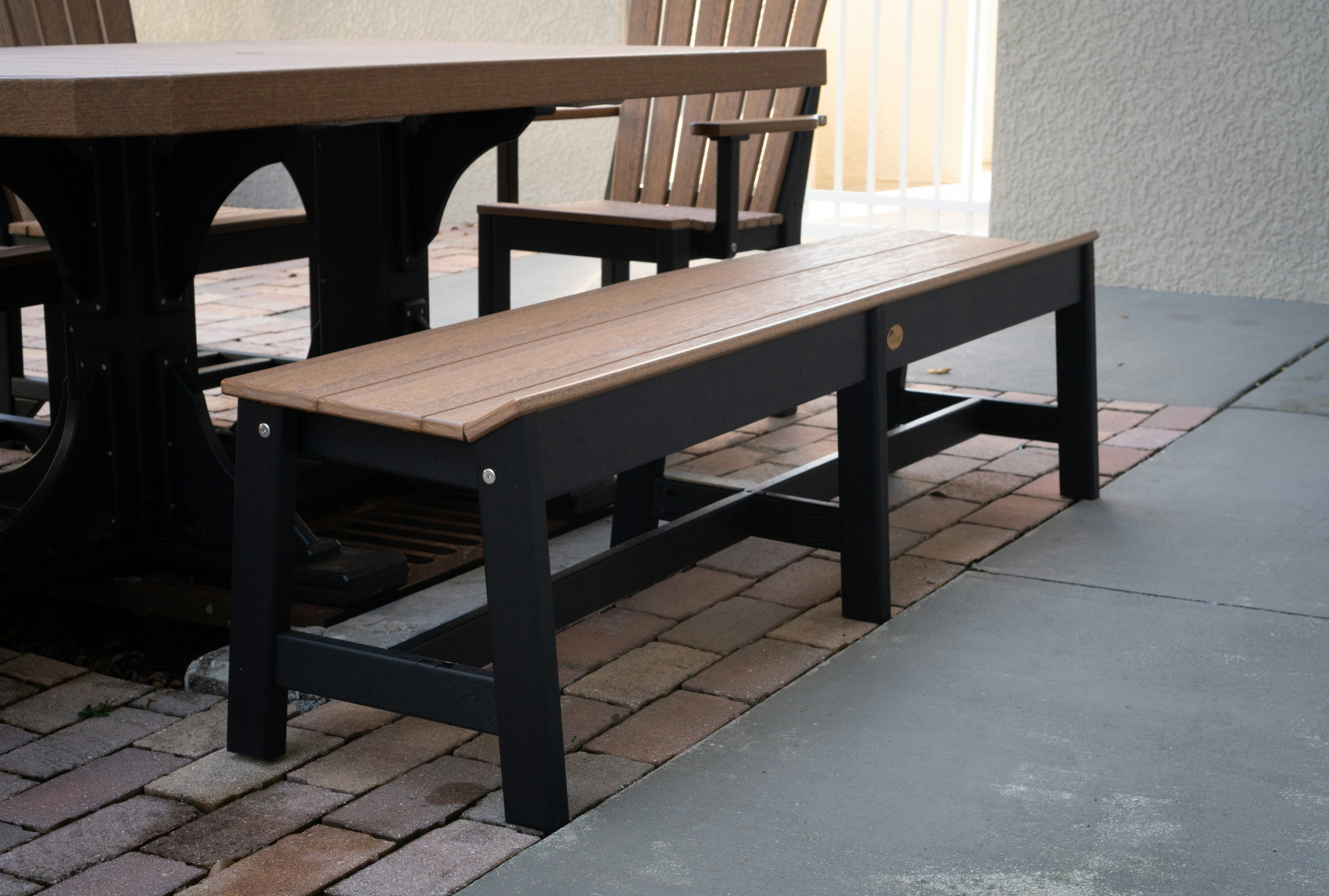 LuxCraft Poly 4' x 6' Outdoor Rectangular Dining Table from