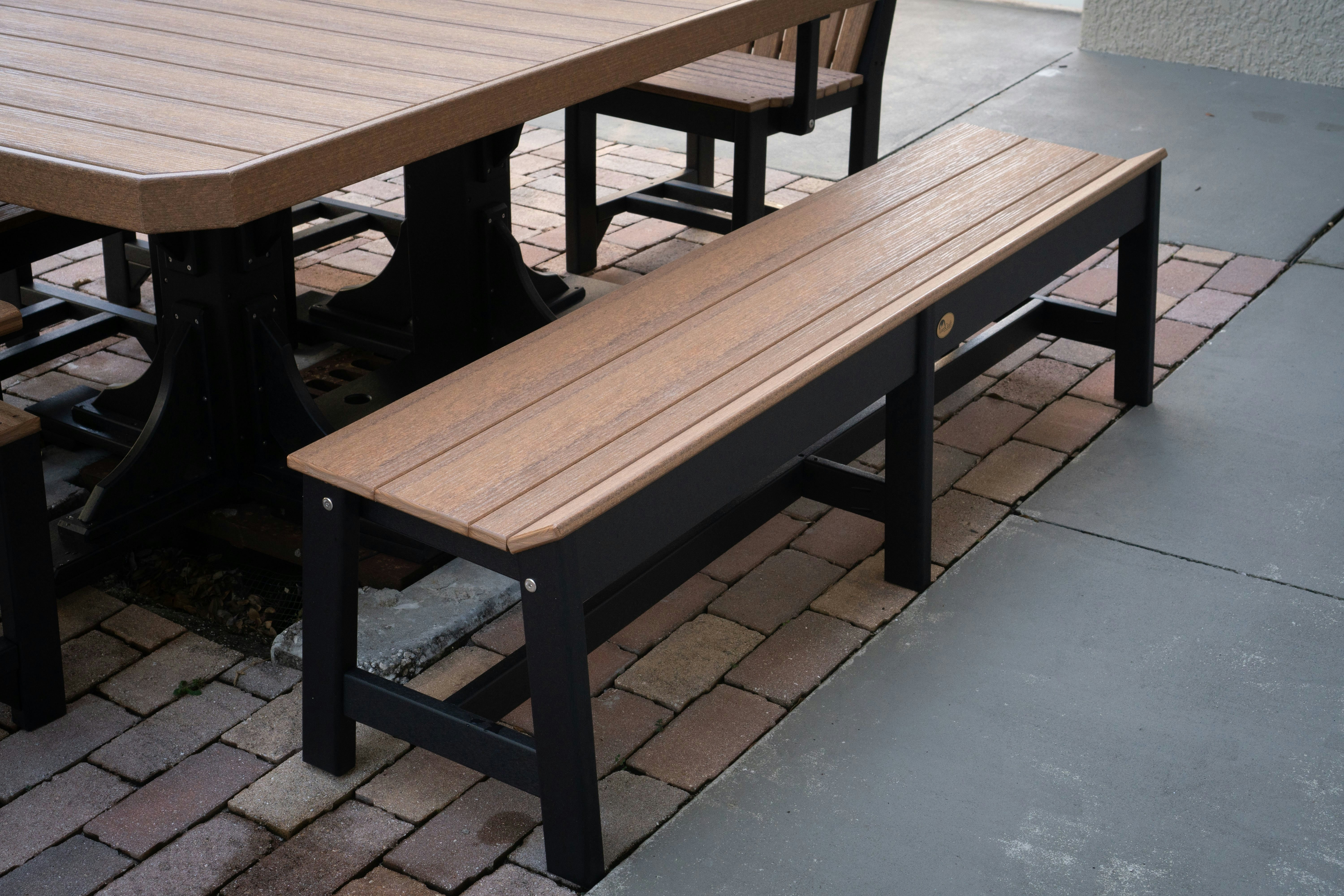 LuxCraft Poly 4' x 6' Outdoor Rectangular Dining Table from