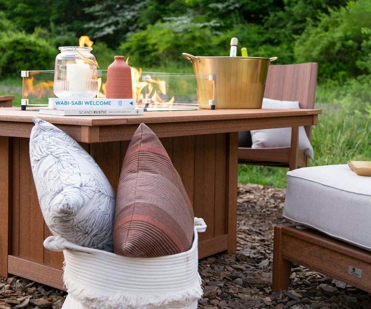 Berlin Gardens Donoma Rectangular Fire Pit from DutchCrafters Amish